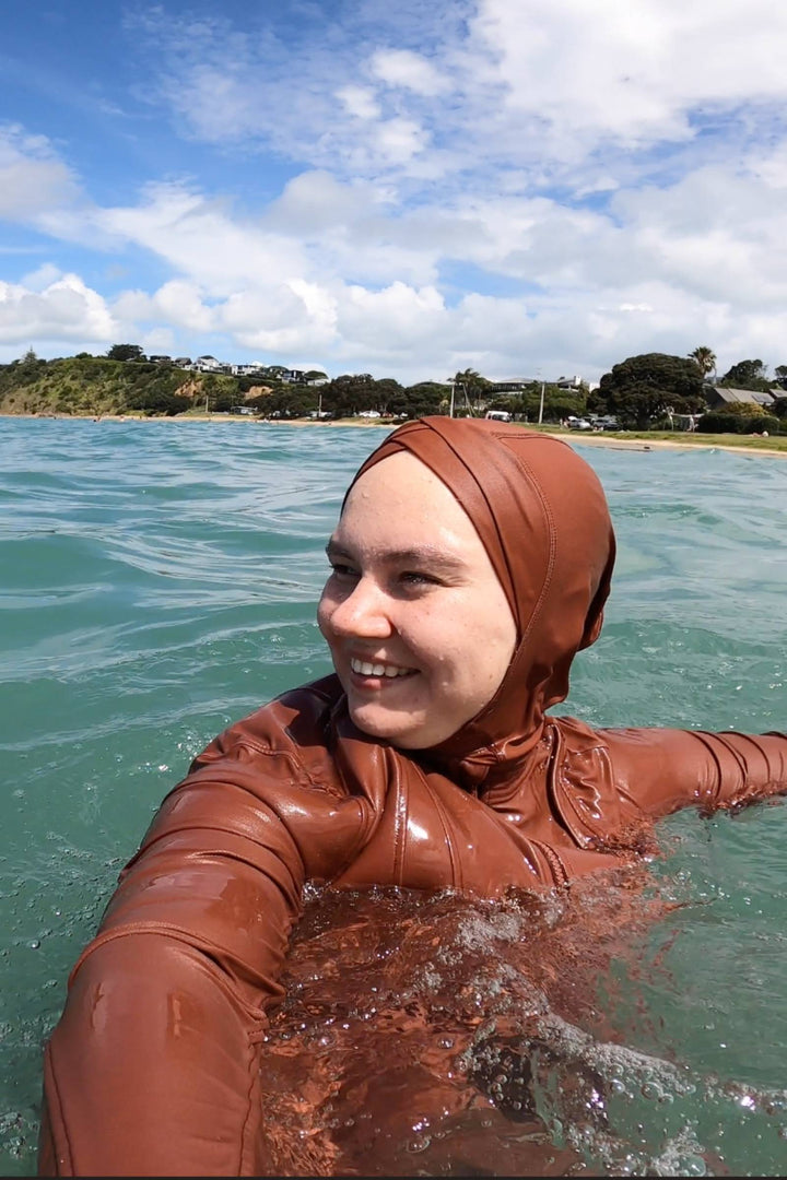 Women's Instant Swim Hijab - Comfortable Fit – WOMMO